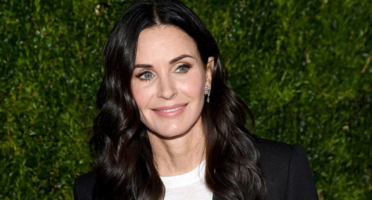 COURTENEY COX CONMEMORA EL ICÓNICO BAILE CON BRUCE SPRINGSTEEN | Quality X